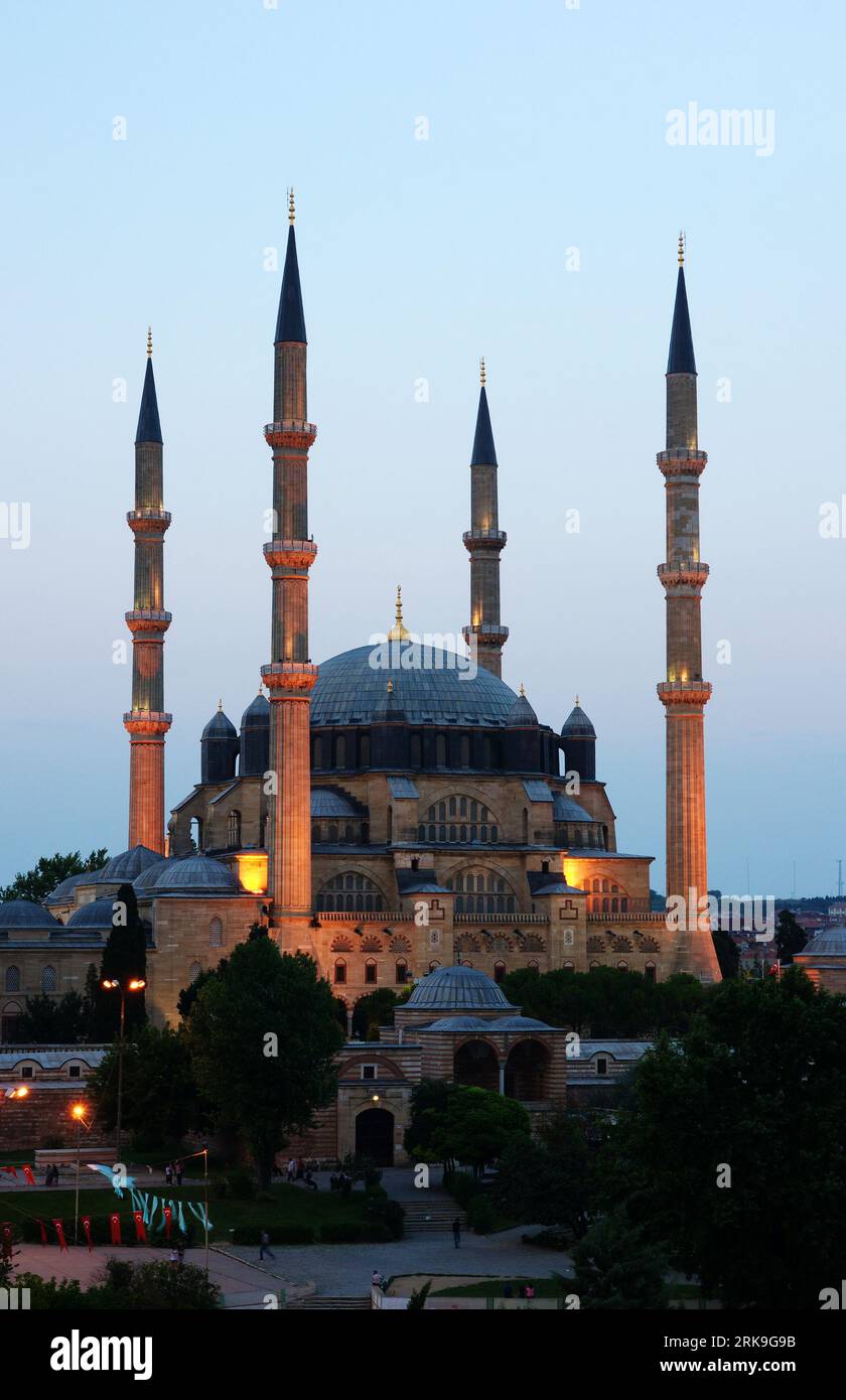 Selimiye Mosque, located in Edirne, Turkey, was built by Mimar Sinan in ...