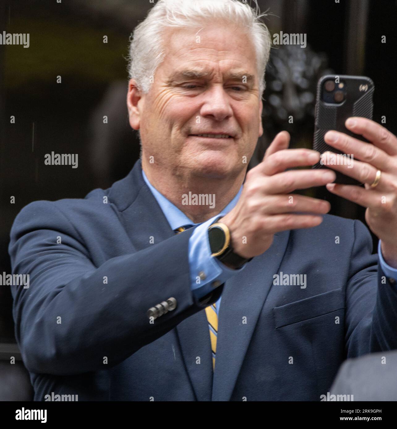 Senators visit hi-res stock photography and images - Alamy