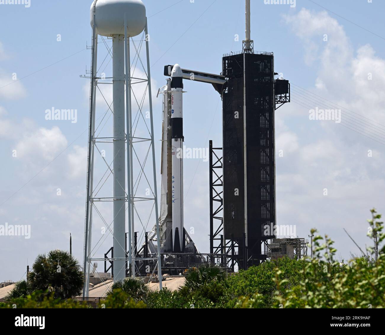 The SpaceX Falcon 9 rocket and the Crew Dragon spacecraft "Endurance ...