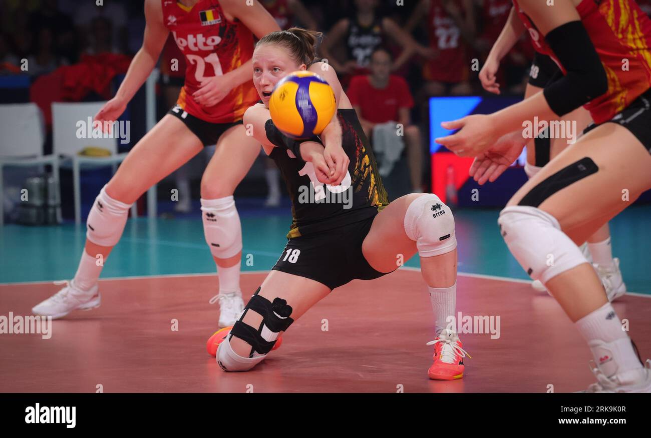 Britt rampelberg hi-res stock photography and images - Alamy