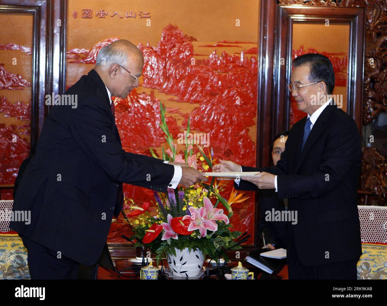 Nxl letter hi-res stock photography and images - Alamy