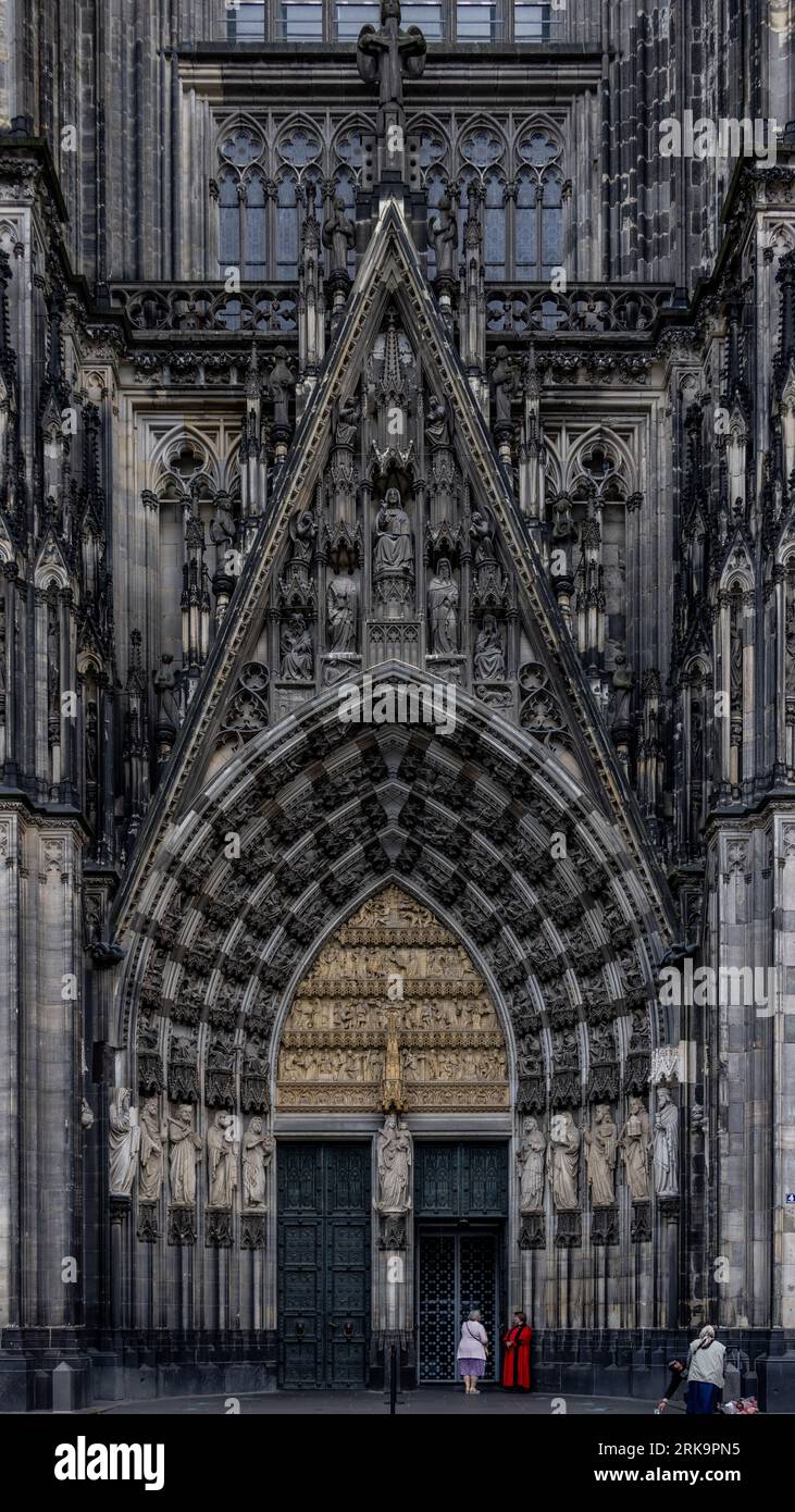 Cologne cathedral close up details of architecture and stone work ...
