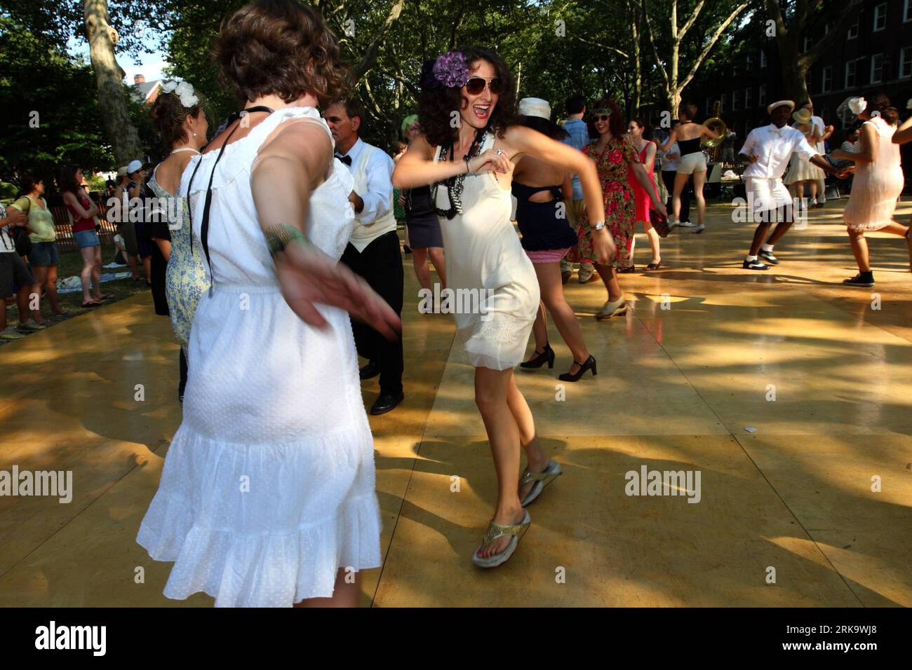 1920 party new york hi-res stock photography and images - Alamy