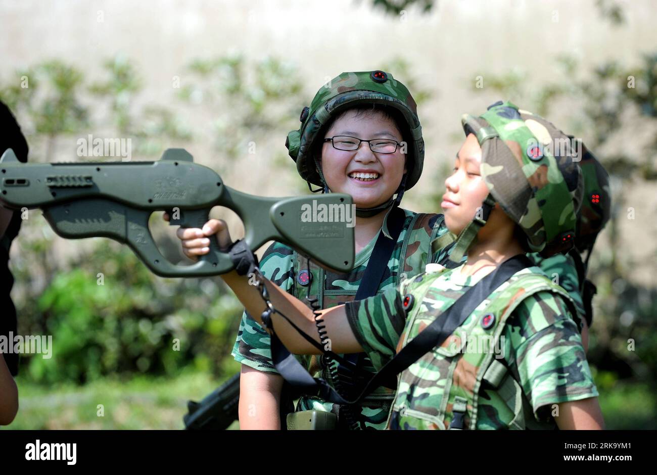 Overweight children camp hi-res stock photography and images - Alamy