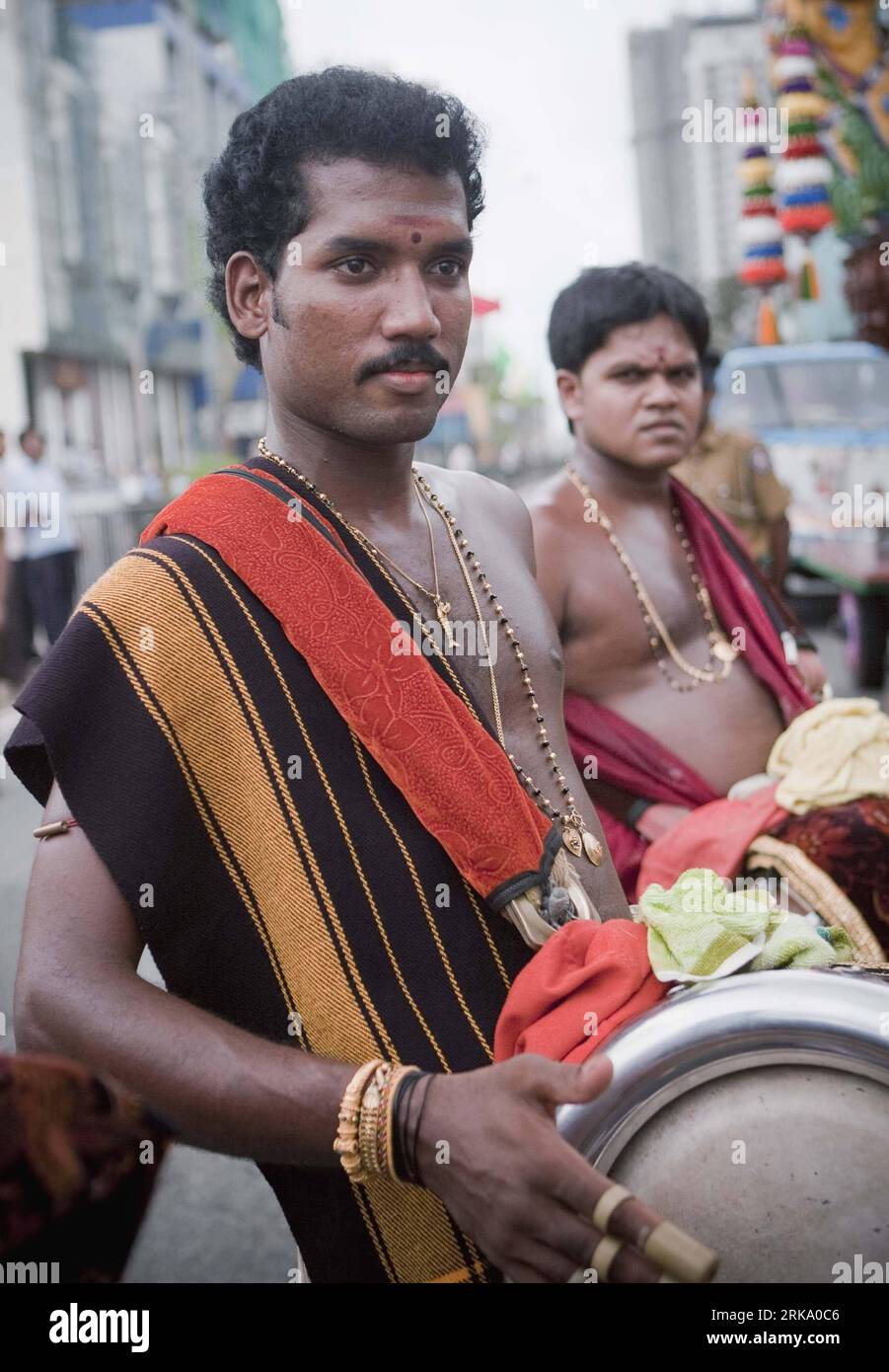 Sri lankan tamils hi-res stock photography and images - Alamy