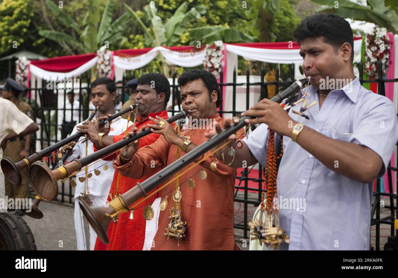 Hinduismus prozession hi-res stock photography and images - Alamy