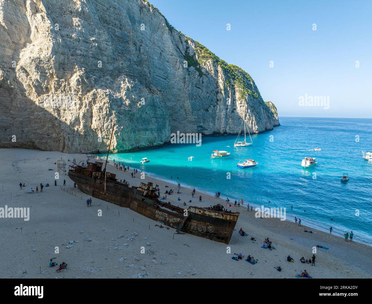 Plage de Navagio, (Anafonitria), baie du Naufrage, île de Zante ...