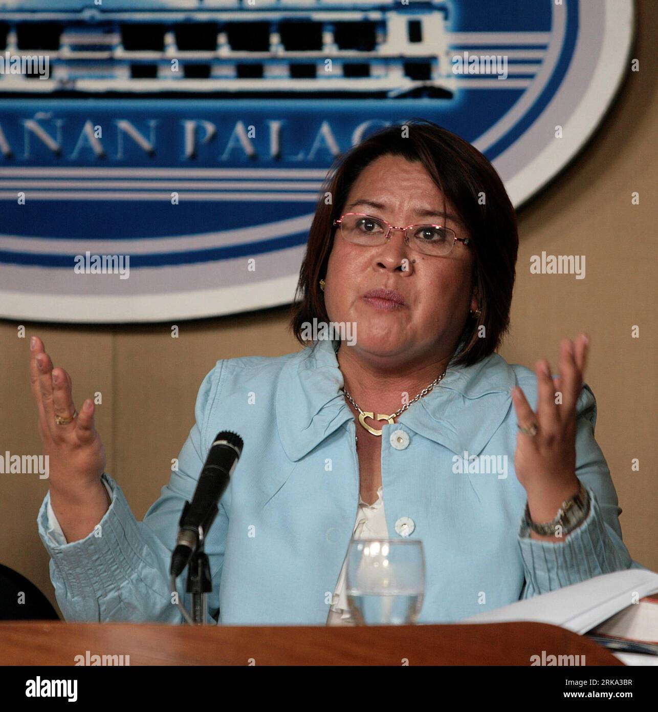 (100730) -- MANILA, July 30, 2010 (Xinhua) -- Philippine Department of ...