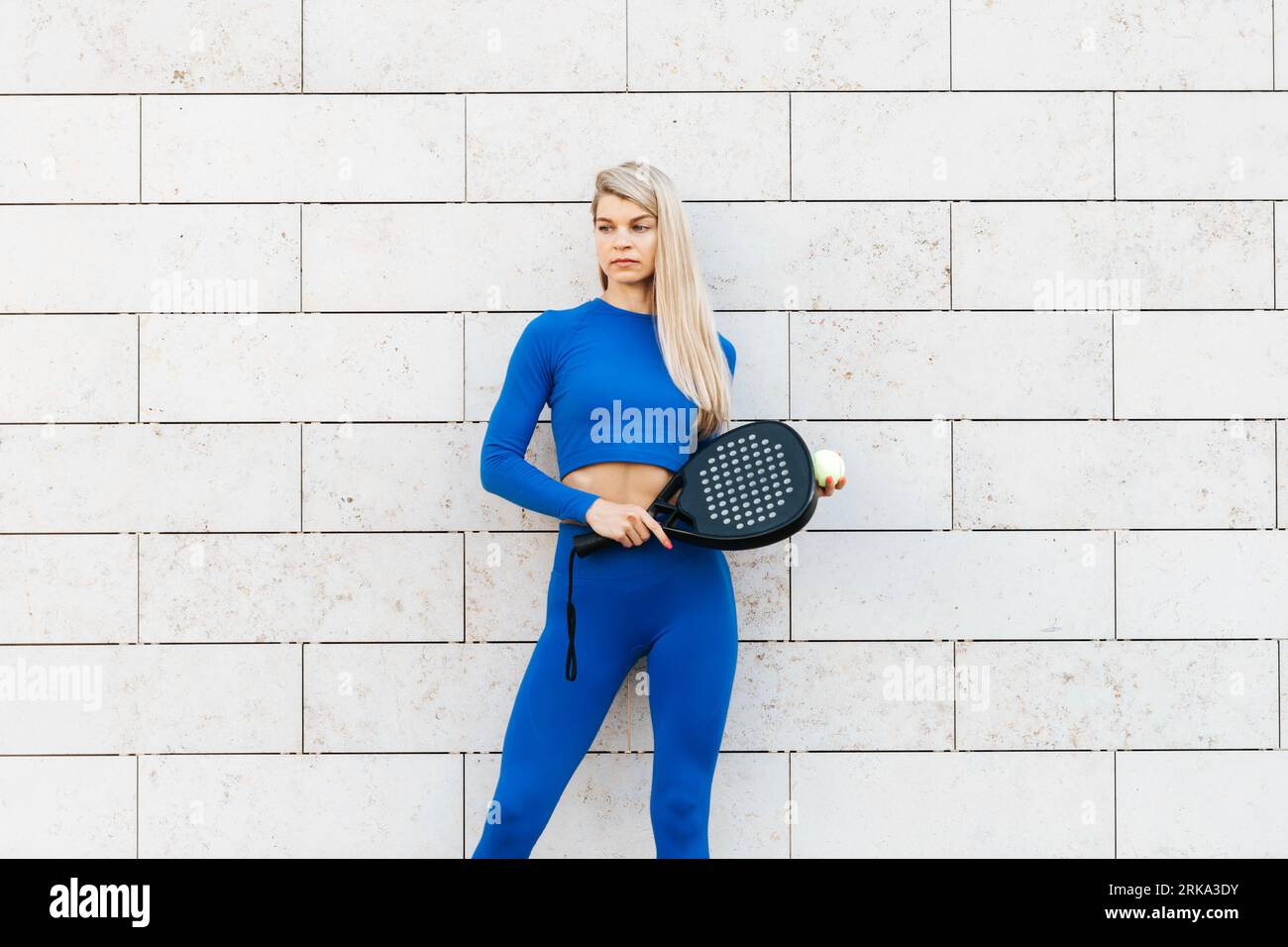 Female padel tennis hi-res stock photography and images - Alamy