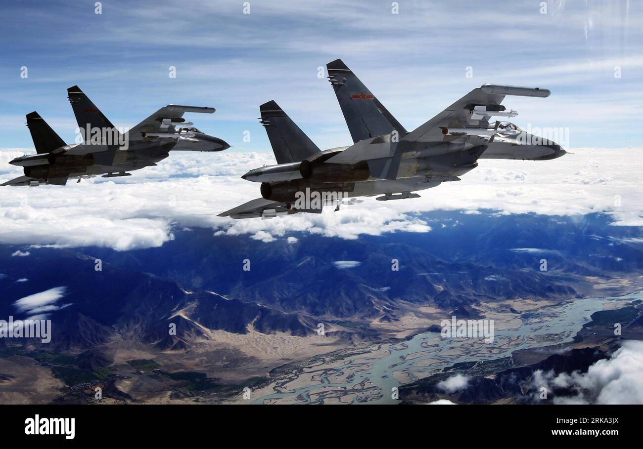 Chengdu military zone hi-res stock photography and images - Alamy