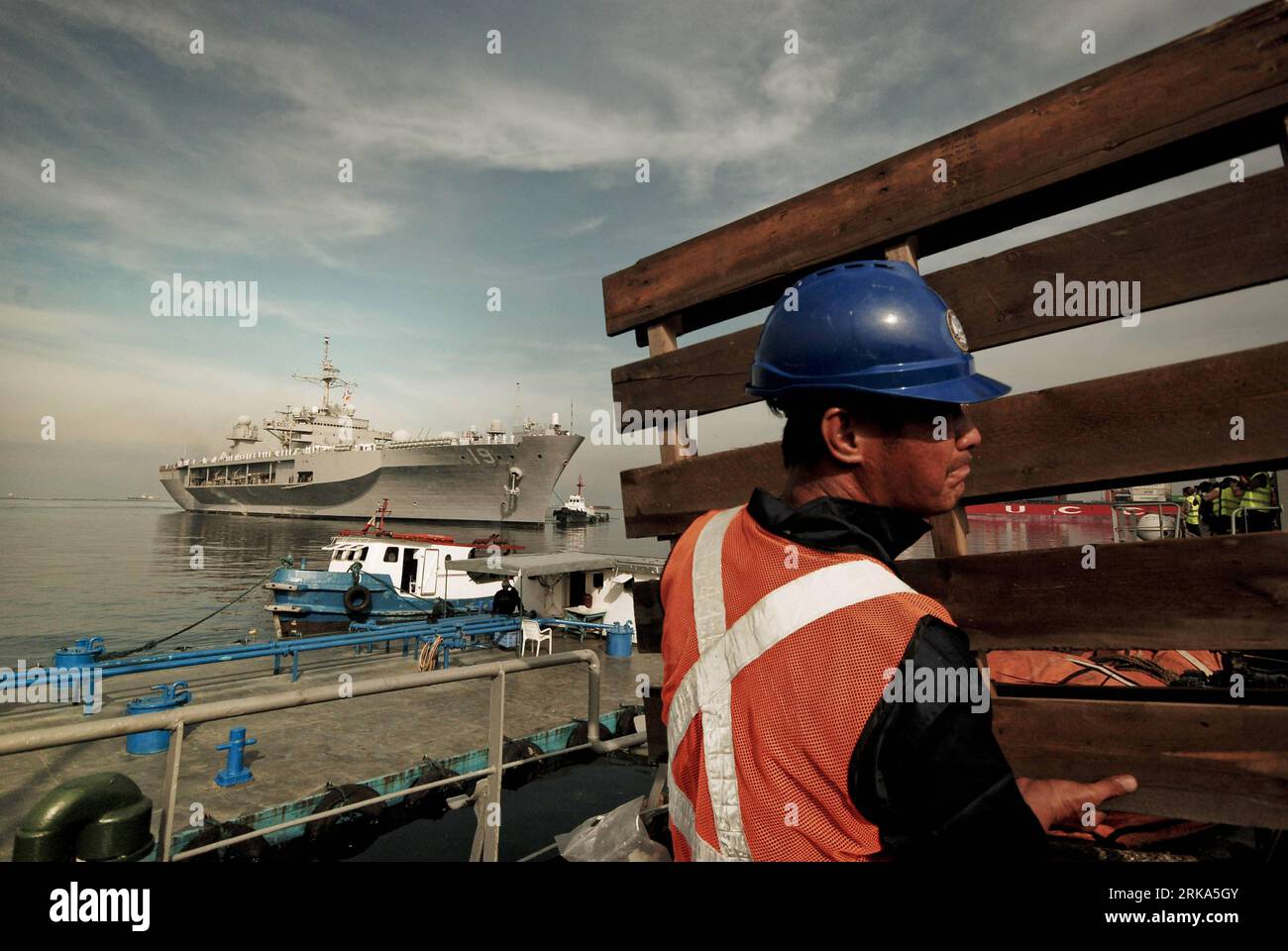 Us seventh fleet hi-res stock photography and images - Alamy