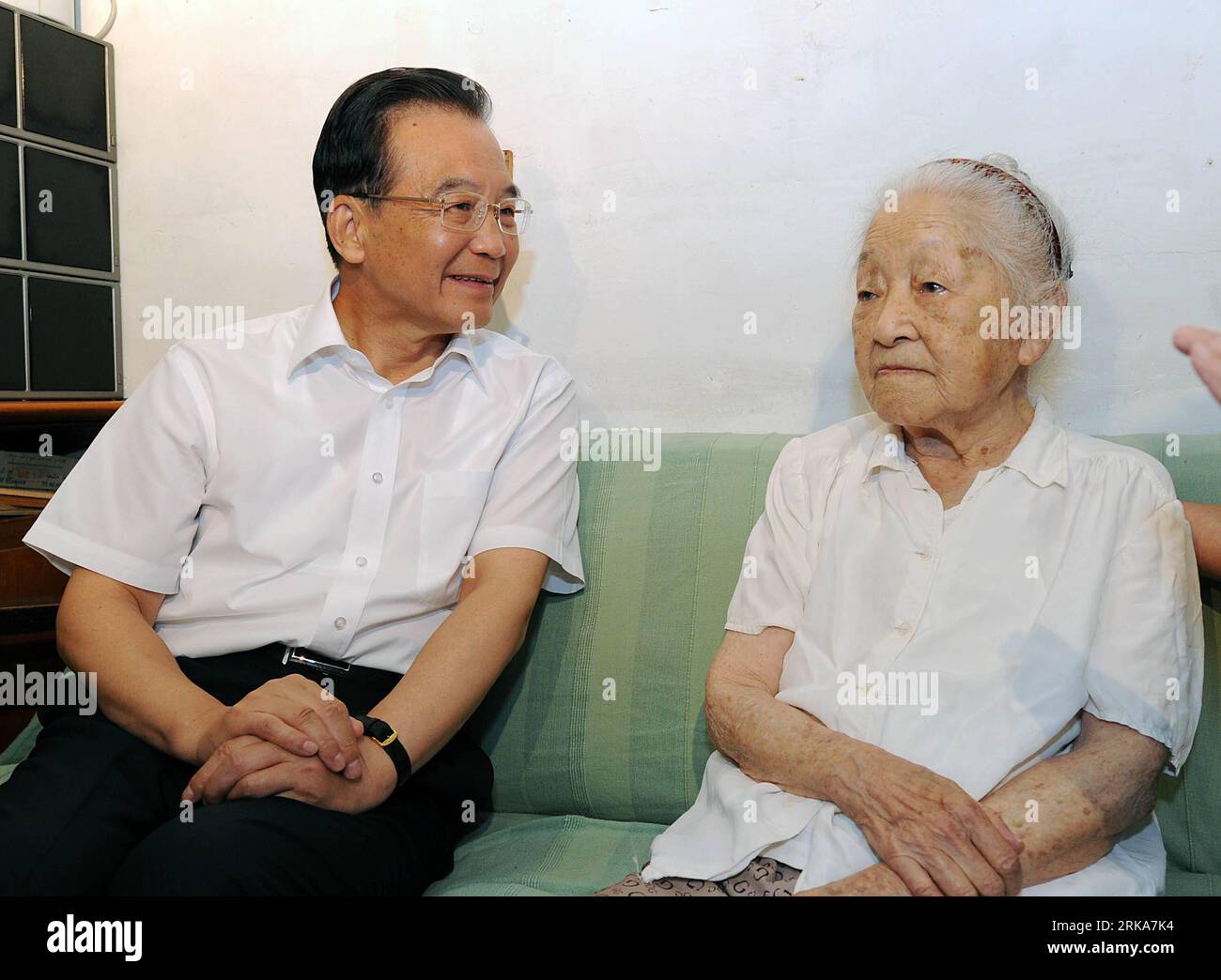 Nuclear physicist zehui hi-res stock photography and images - Alamy