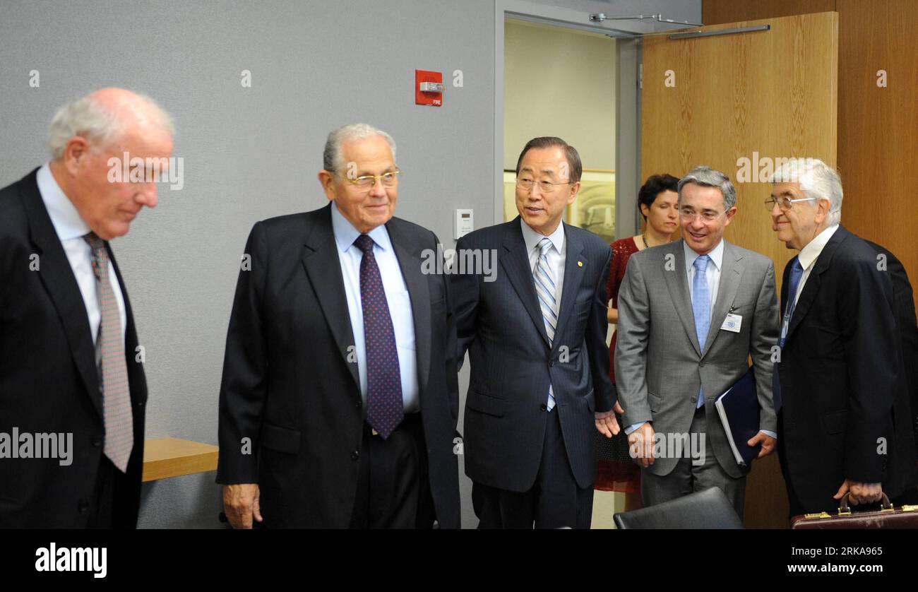 Israeli member hi-res stock photography and images - Alamy