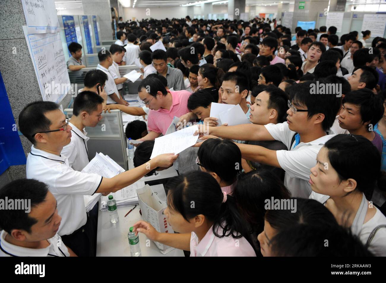 Foxconn factory in china hi-res stock photography and images - Alamy