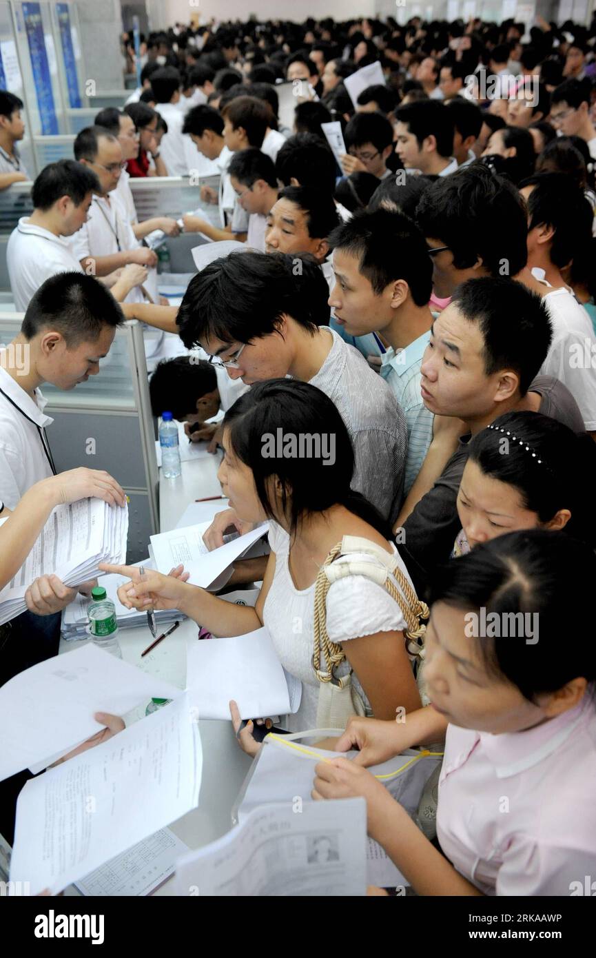Foxconn factory in china hi-res stock photography and images - Alamy