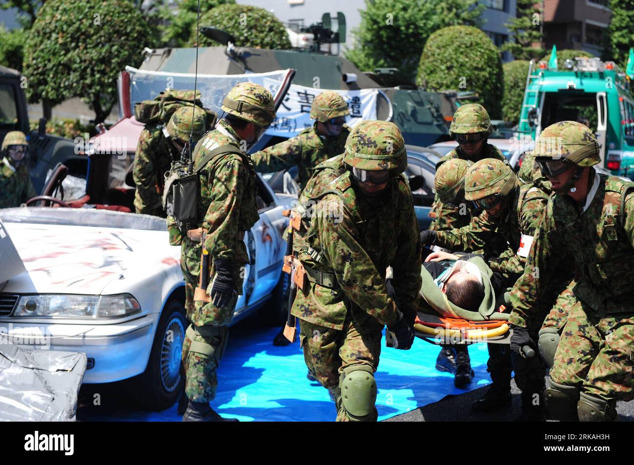 Japanese self defense forces hi-res stock photography and images - Alamy