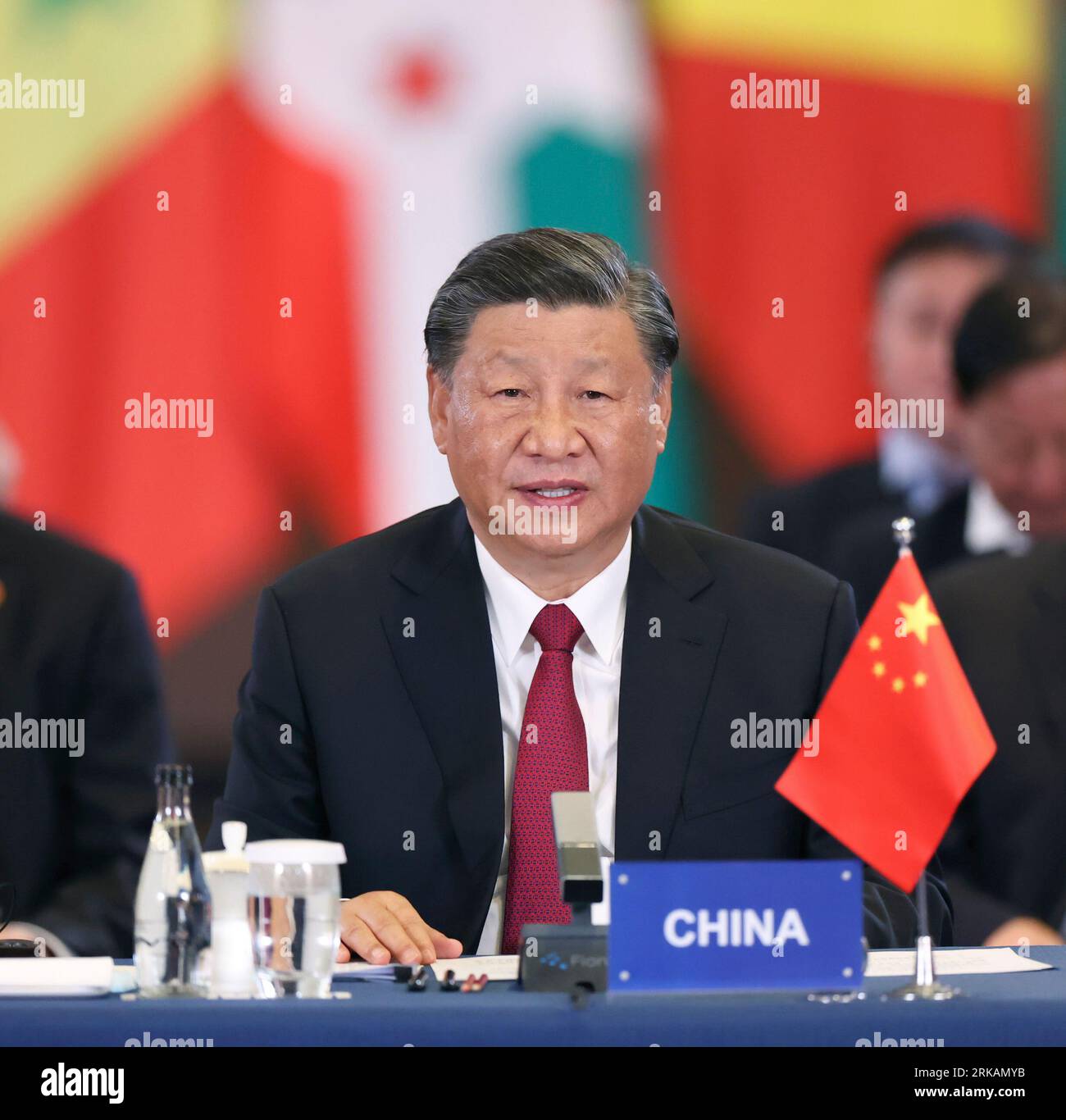 Dialogue keynote hi-res stock photography and images - Alamy