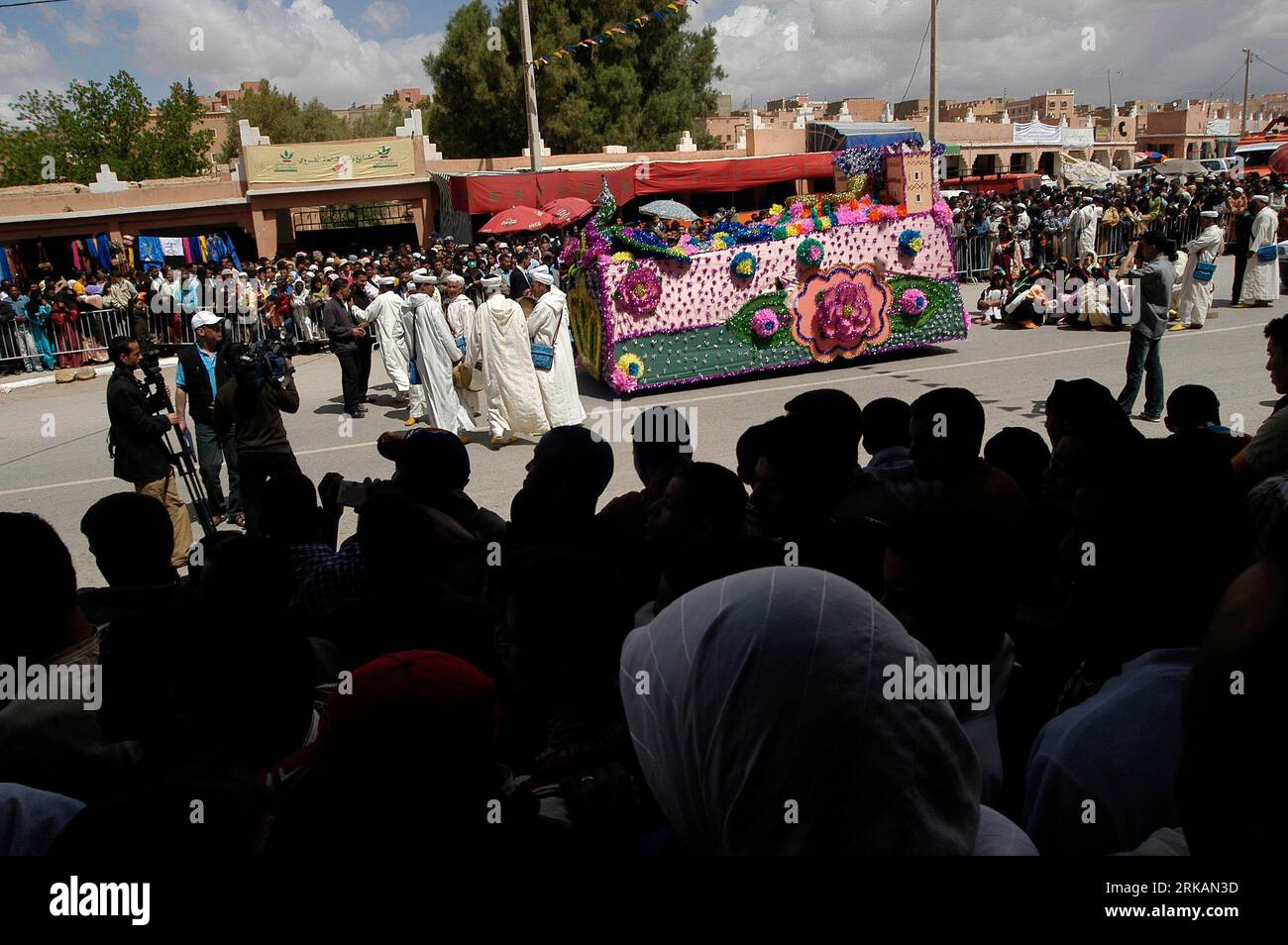 Kelaat mgouna rose festival hi-res stock photography and images - Alamy