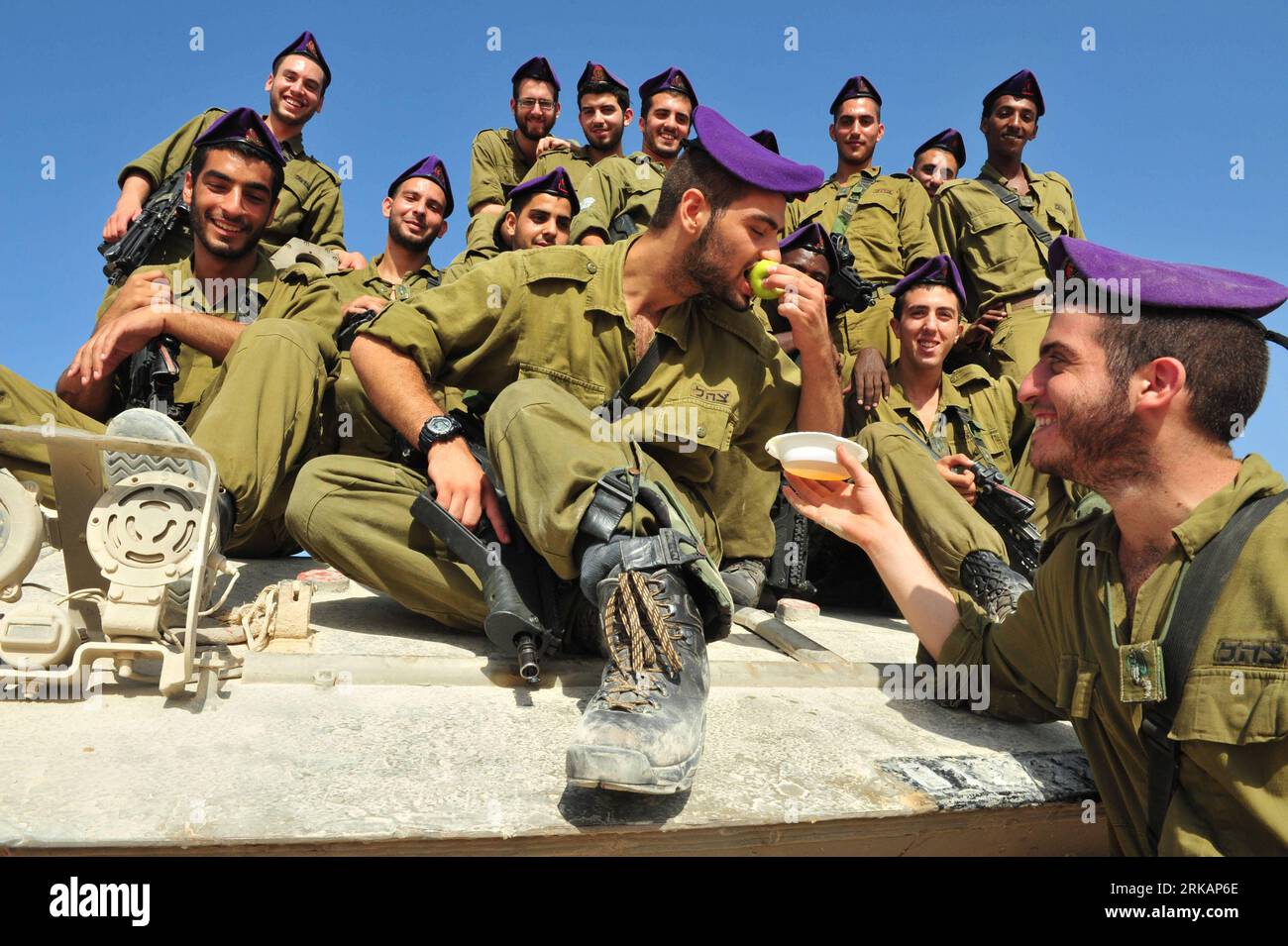 Ari honig hi-res stock photography and images - Alamy