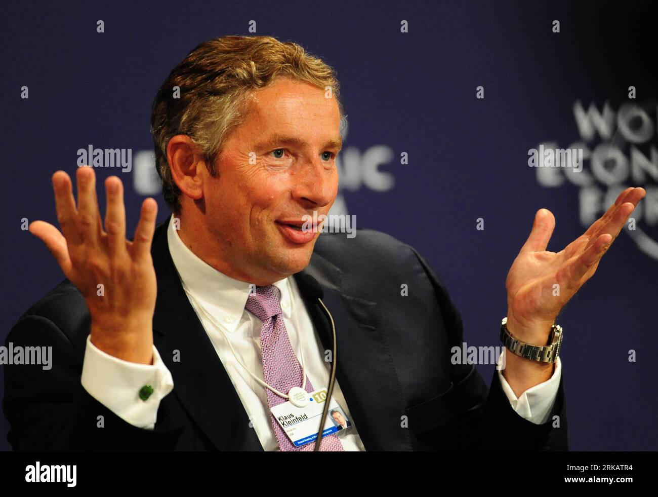 Economic sustainability hi-res stock photography and images - Alamy