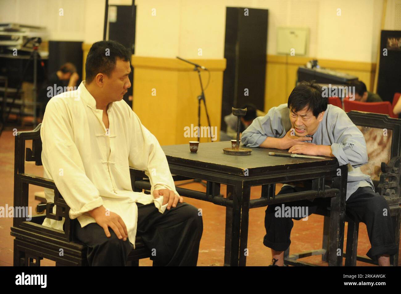 Yu xiaoguang hi-res stock photography and images - Alamy
