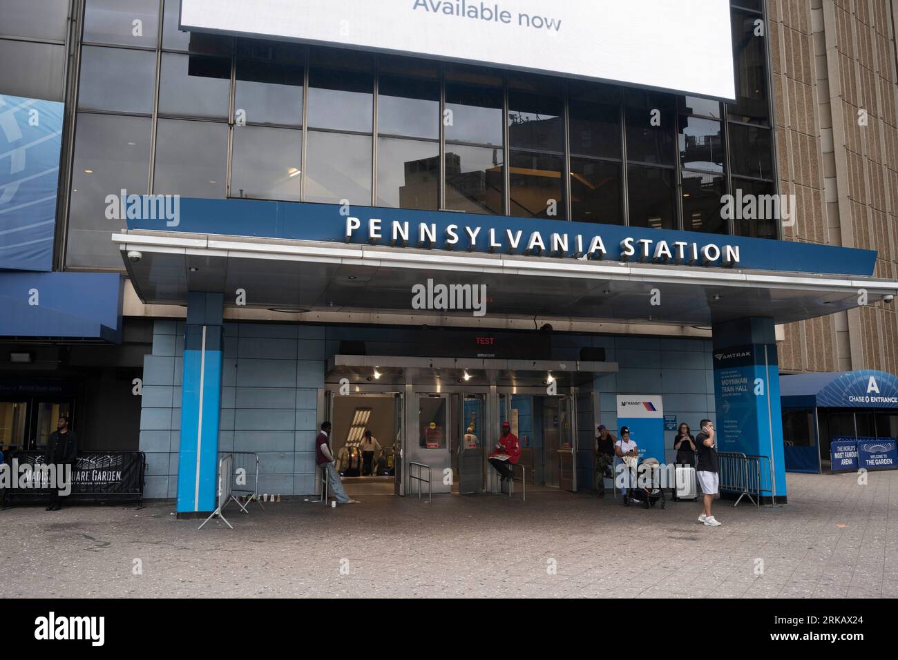 Entrance to pennsylvania station and madison square garden hi-res stock ...