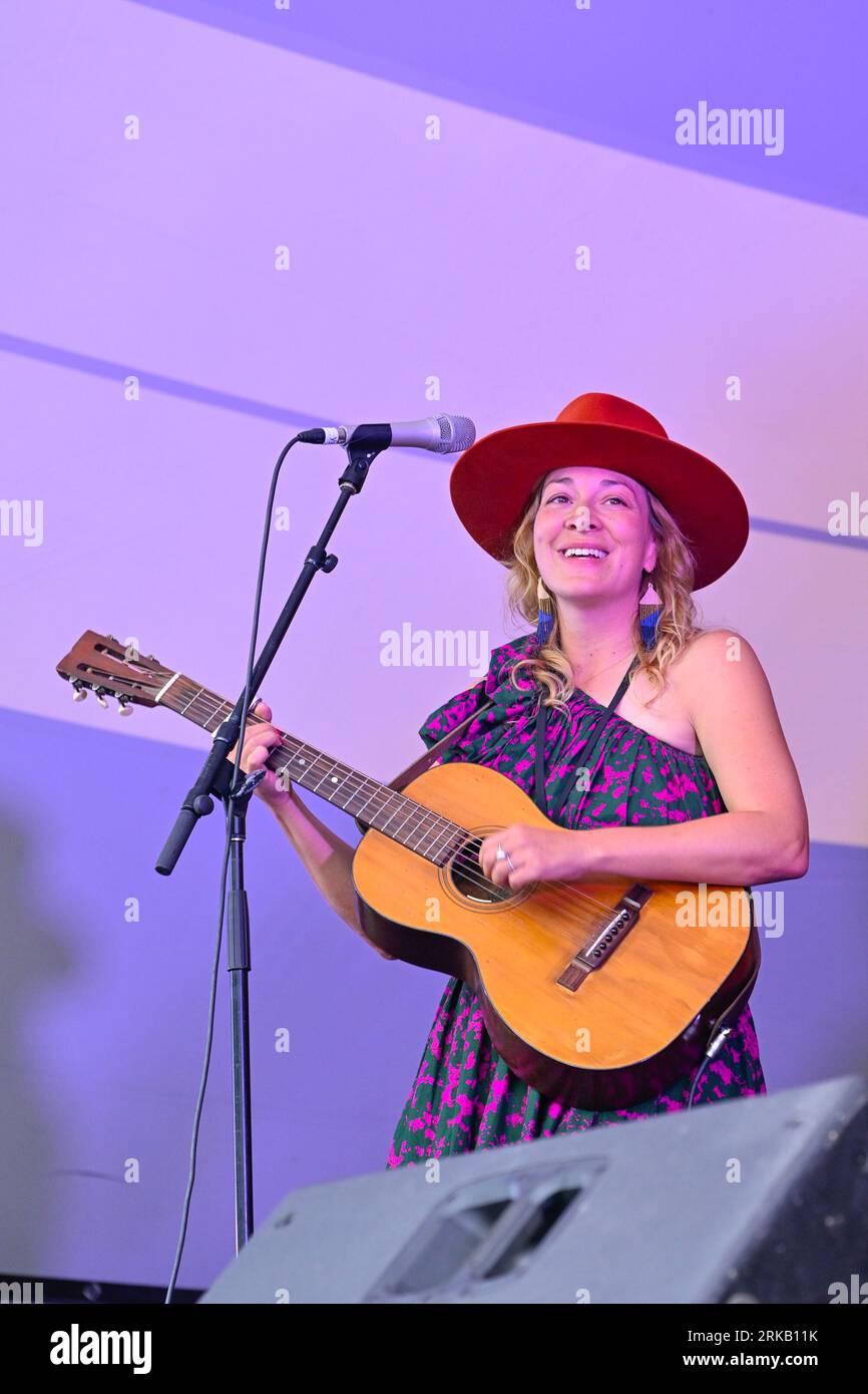 Singer, songwriter, Jill Barber, Edmonton Folk Music Festival, Edmonton ...