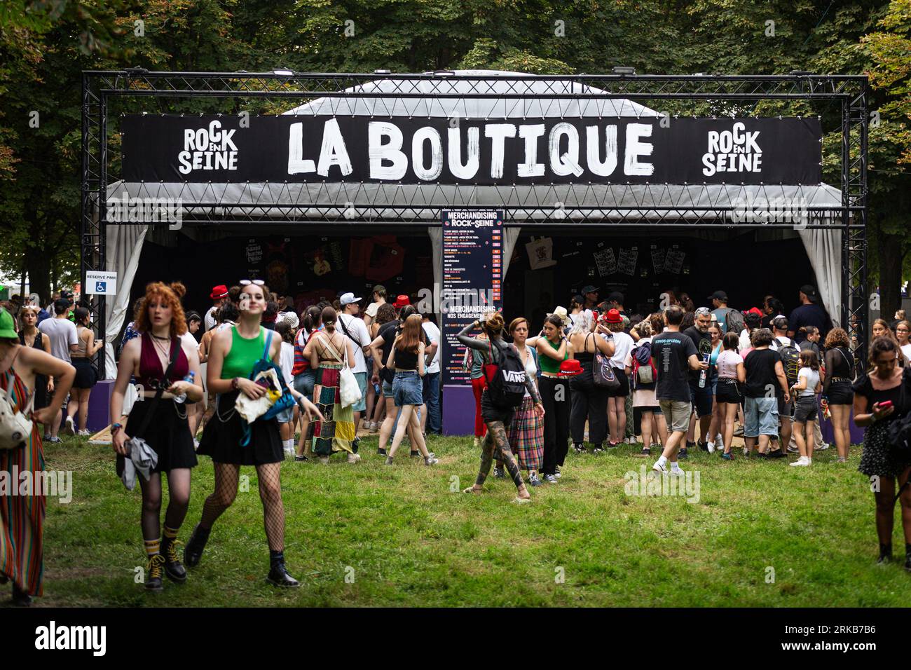 Paris, France. 23rd Aug, 2023. Attendees seen during the live concert ...