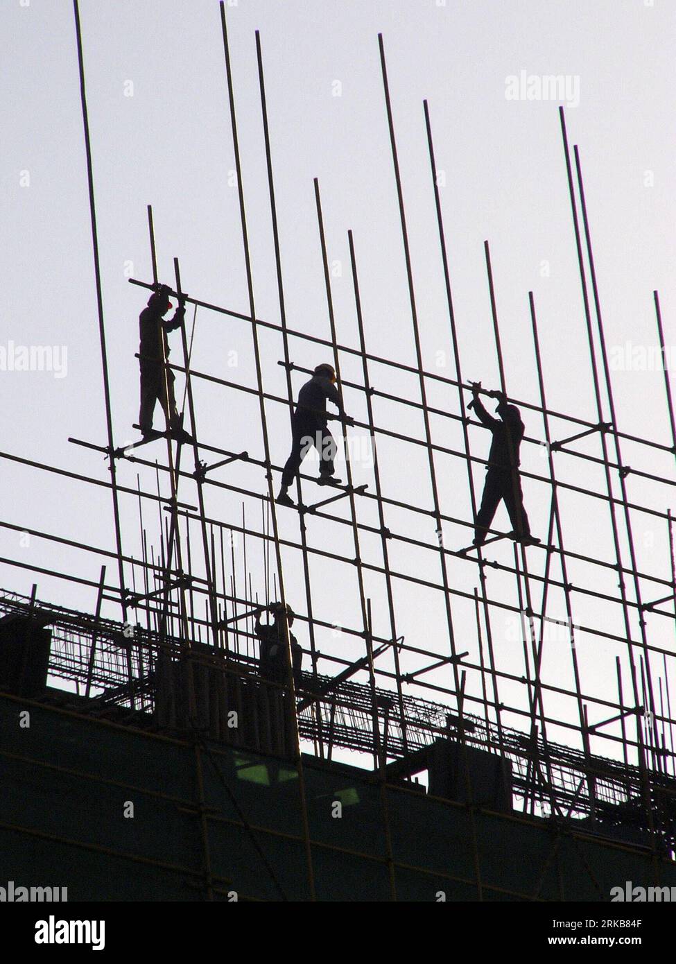 Bauarbeiter silhouette hi-res stock photography and images - Alamy