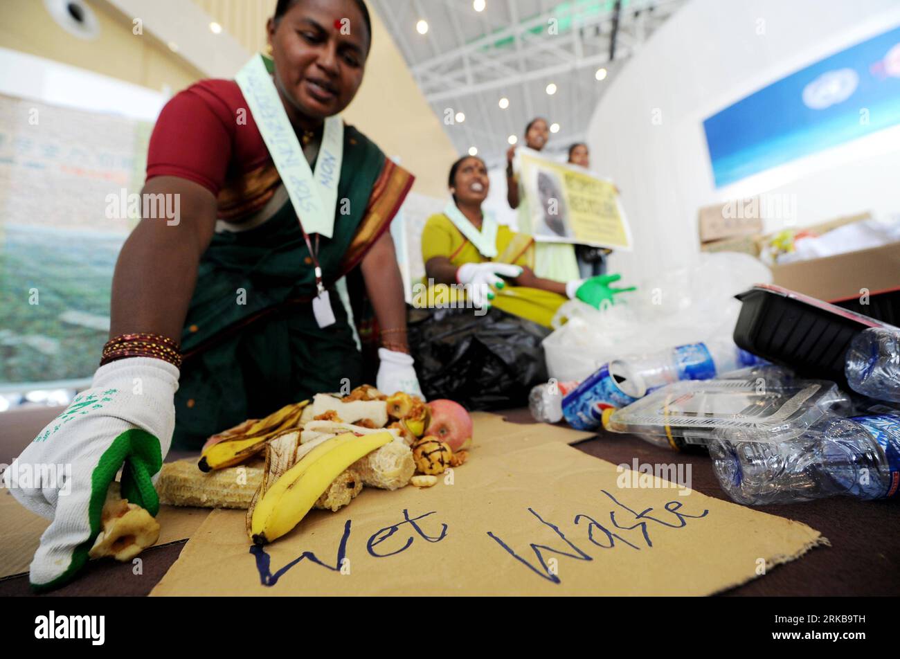 Waster picker hi-res stock photography and images - Alamy