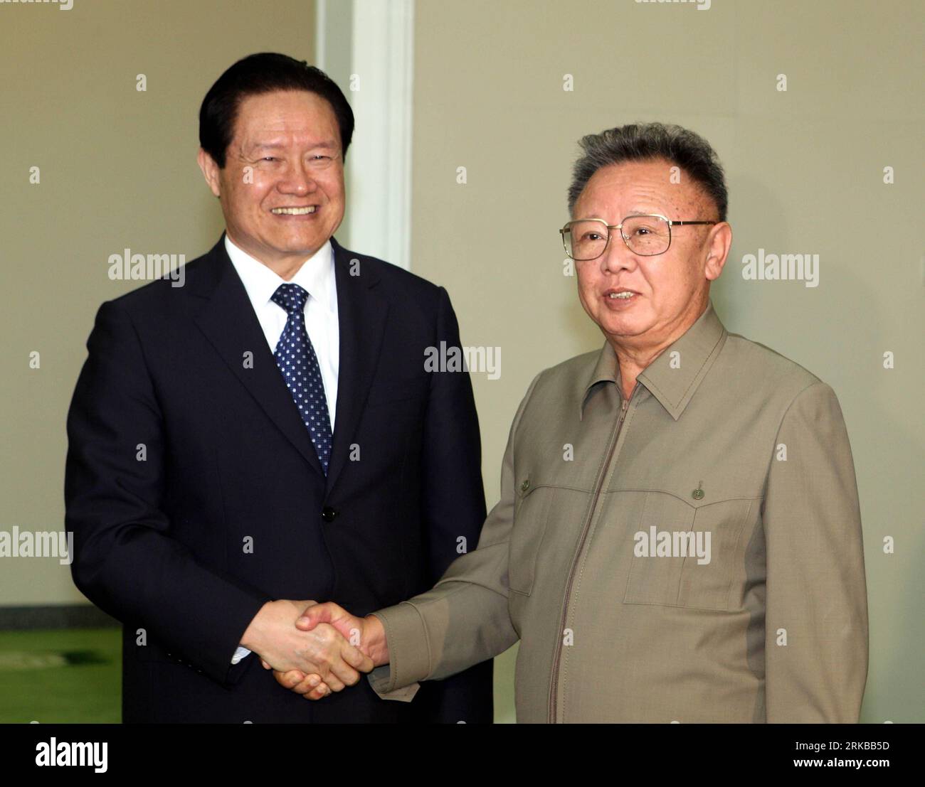 Kim jong il 2010 hi-res stock photography and images - Alamy