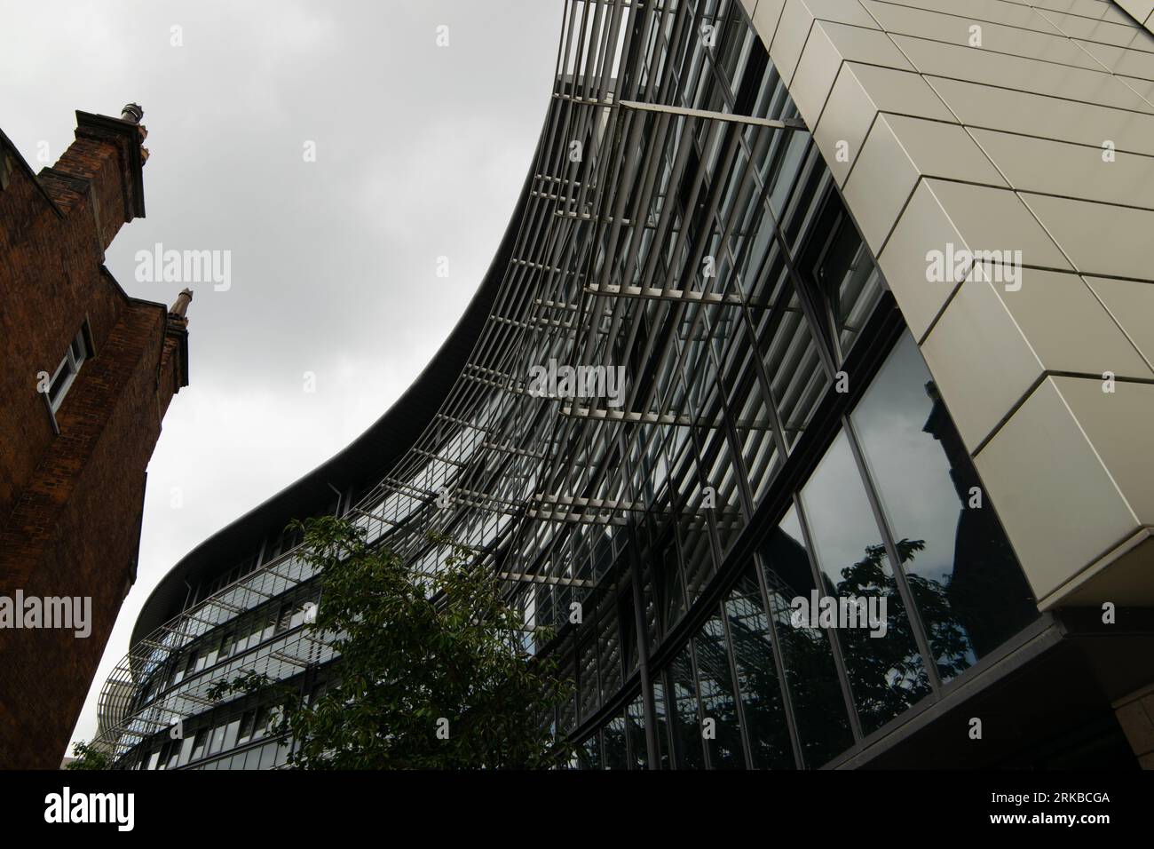 Marjorie and Arnold Ziff Building, University of Leeds, Yorkshire ...