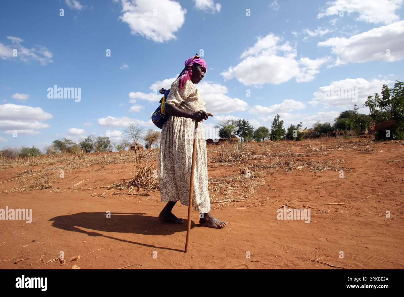 Kenyan red cross hi-res stock photography and images - Alamy