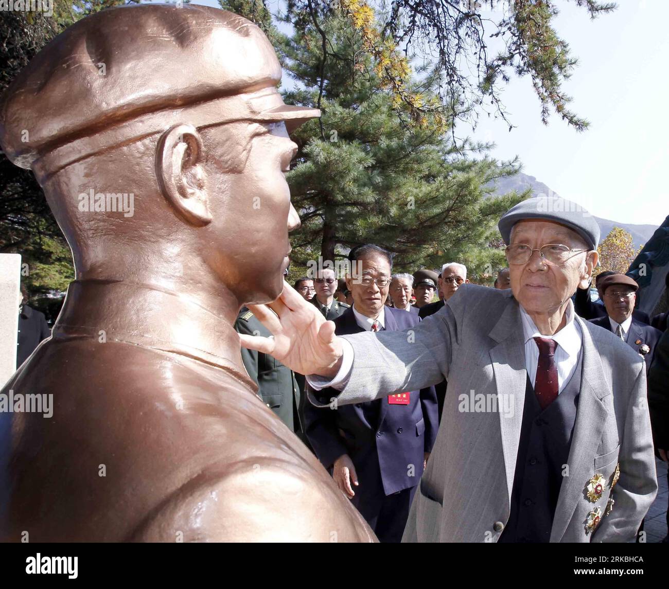 Mao anying hi-res stock photography and images - Alamy