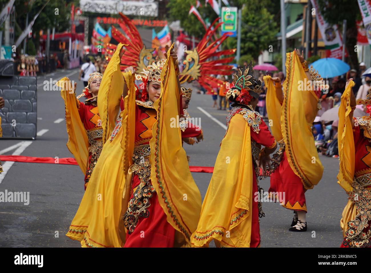 Tuwu dance from north sumatera at BEN Carnival. This dance is a sign of ...