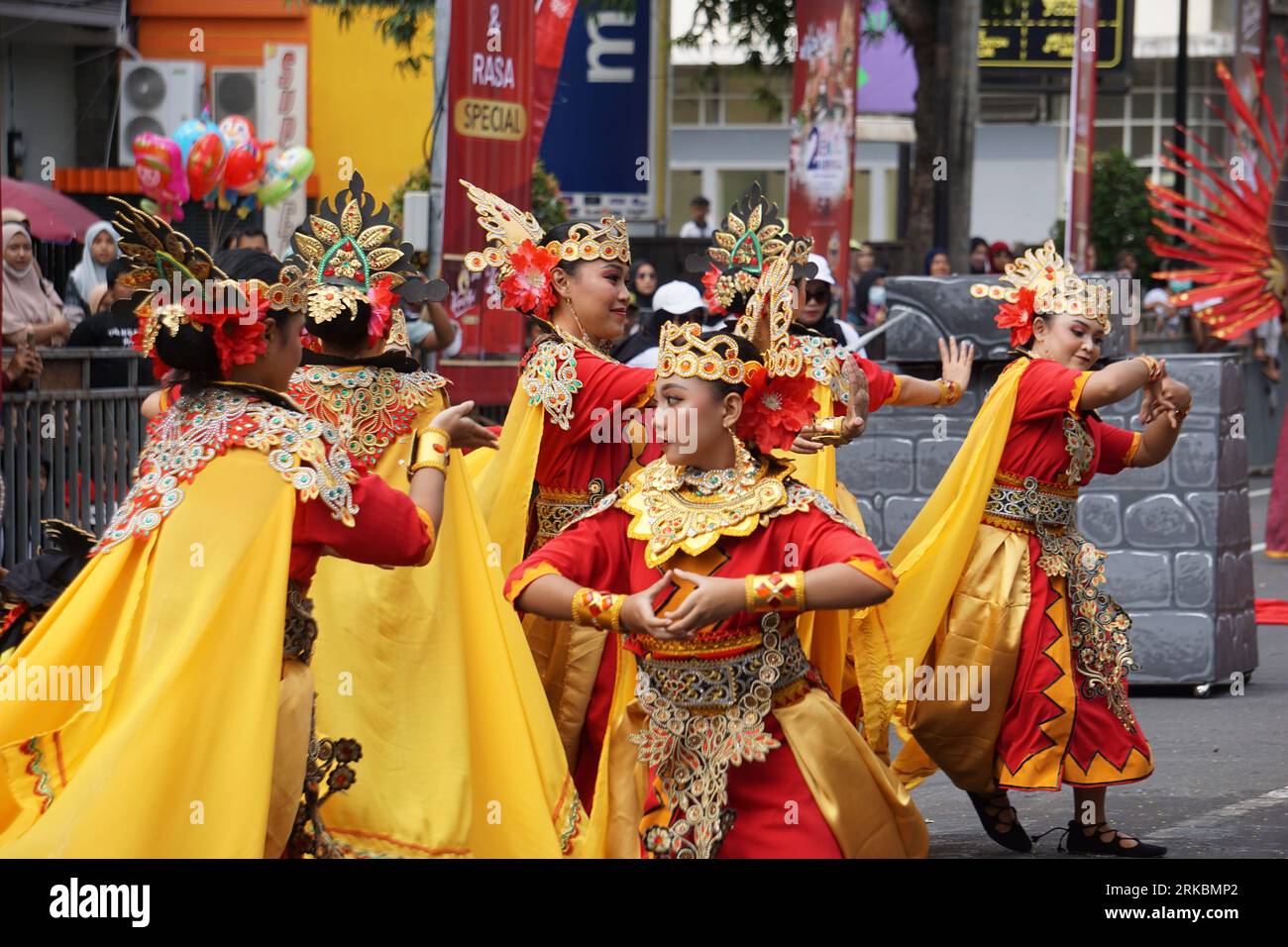 Tuwu dance from north sumatera at BEN Carnival. This dance is a sign of ...