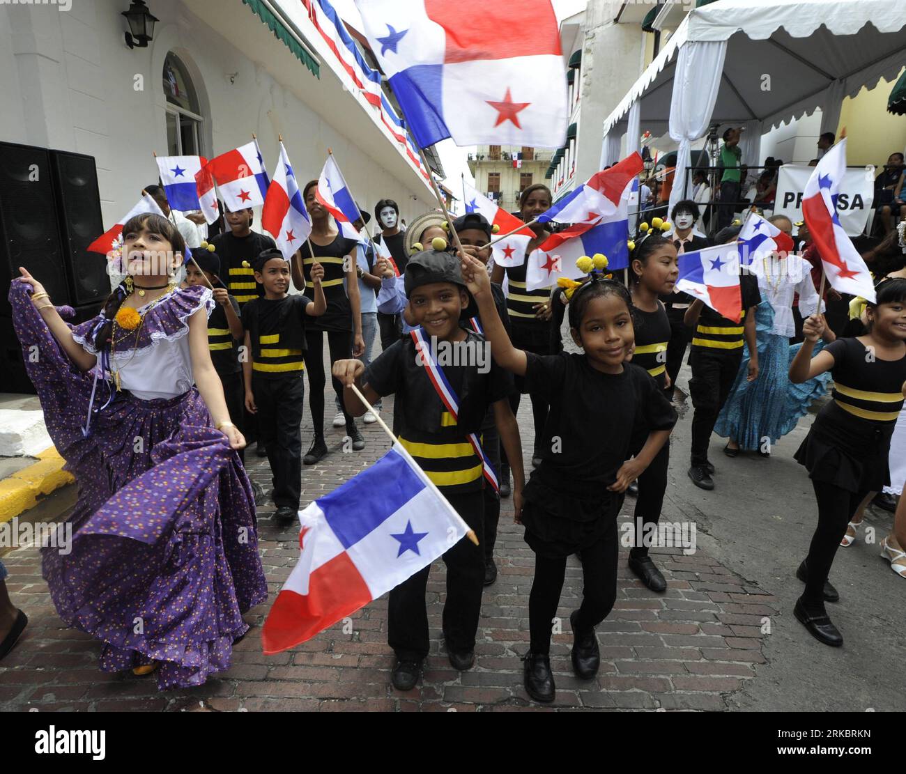 Panama independence day parade hi-res stock photography and images - Alamy