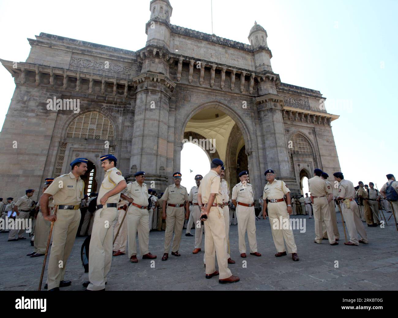 Indian security officers stand hi-res stock photography and images - Alamy