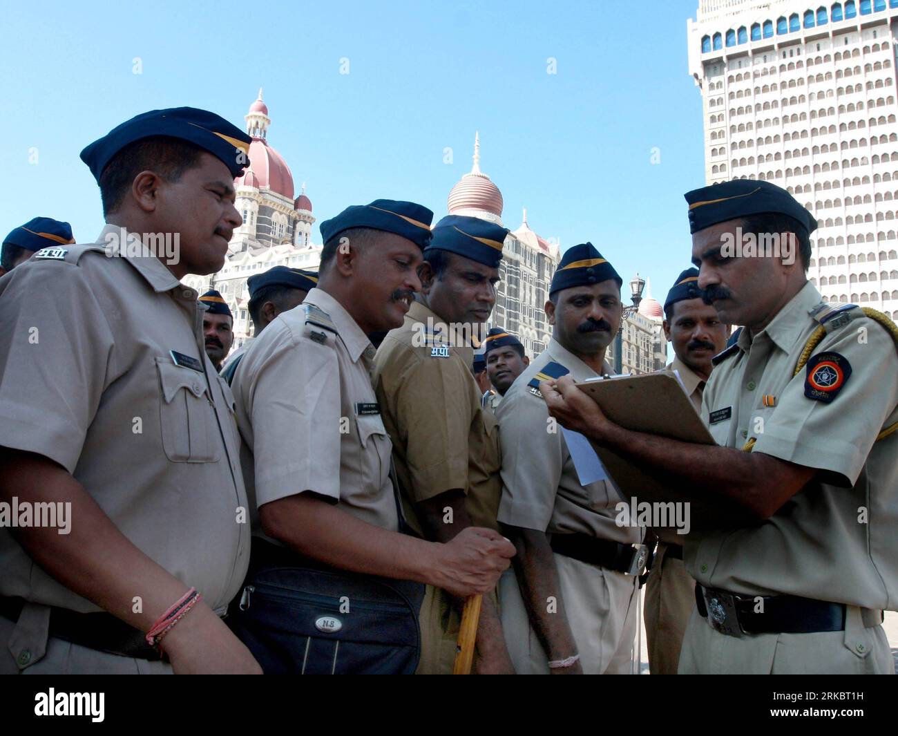 Indian security officers stand hi-res stock photography and images - Alamy