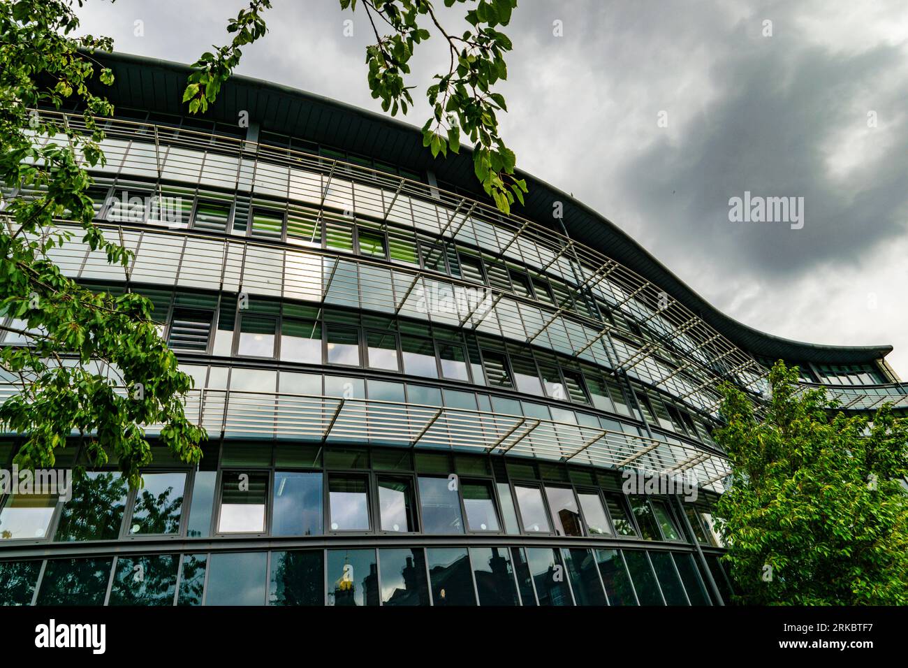 Marjorie and Arnold Ziff Building, University of Leeds, Yorkshire ...