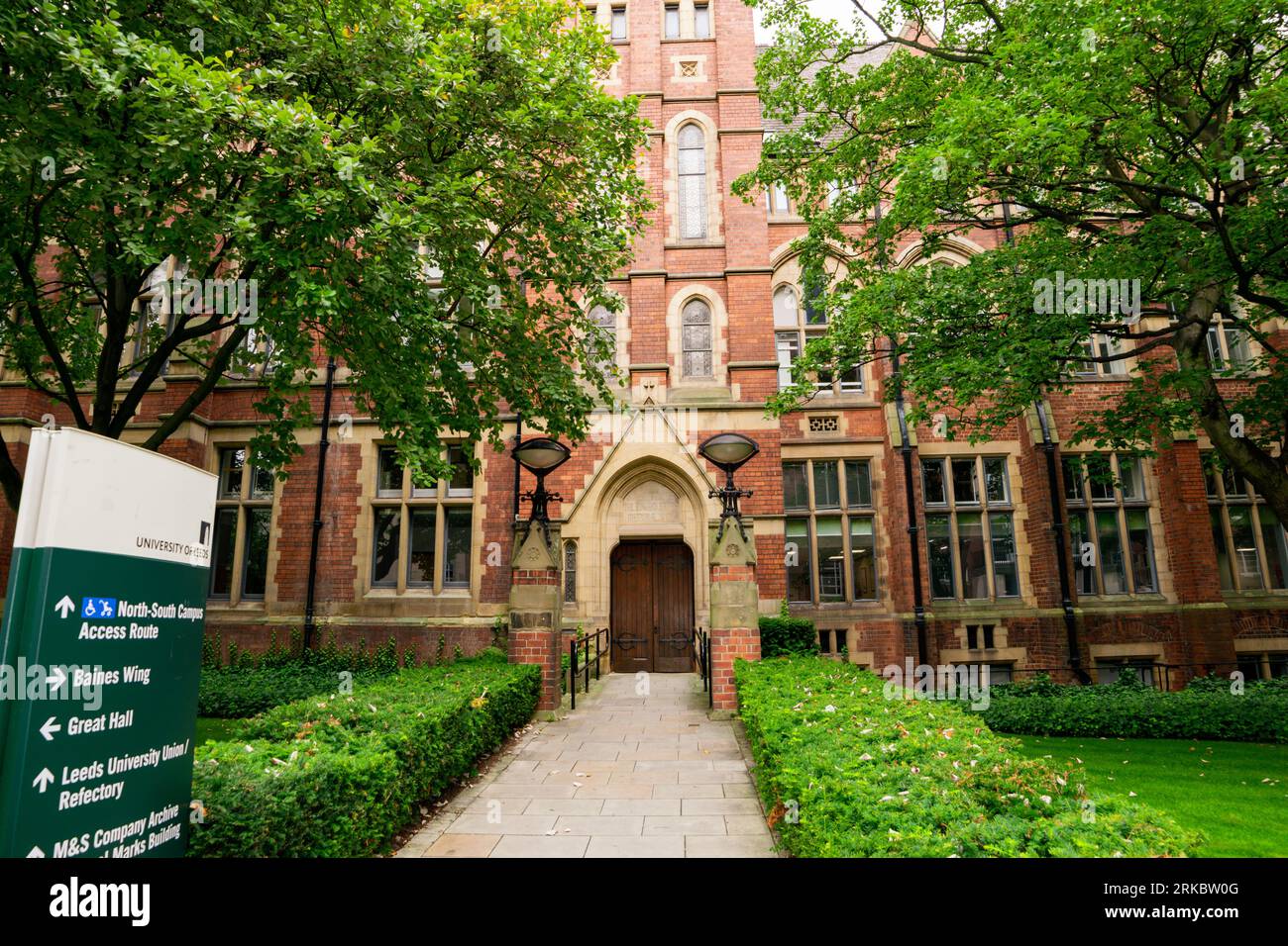 Great hall leeds university yorkshire hi-res stock photography and ...