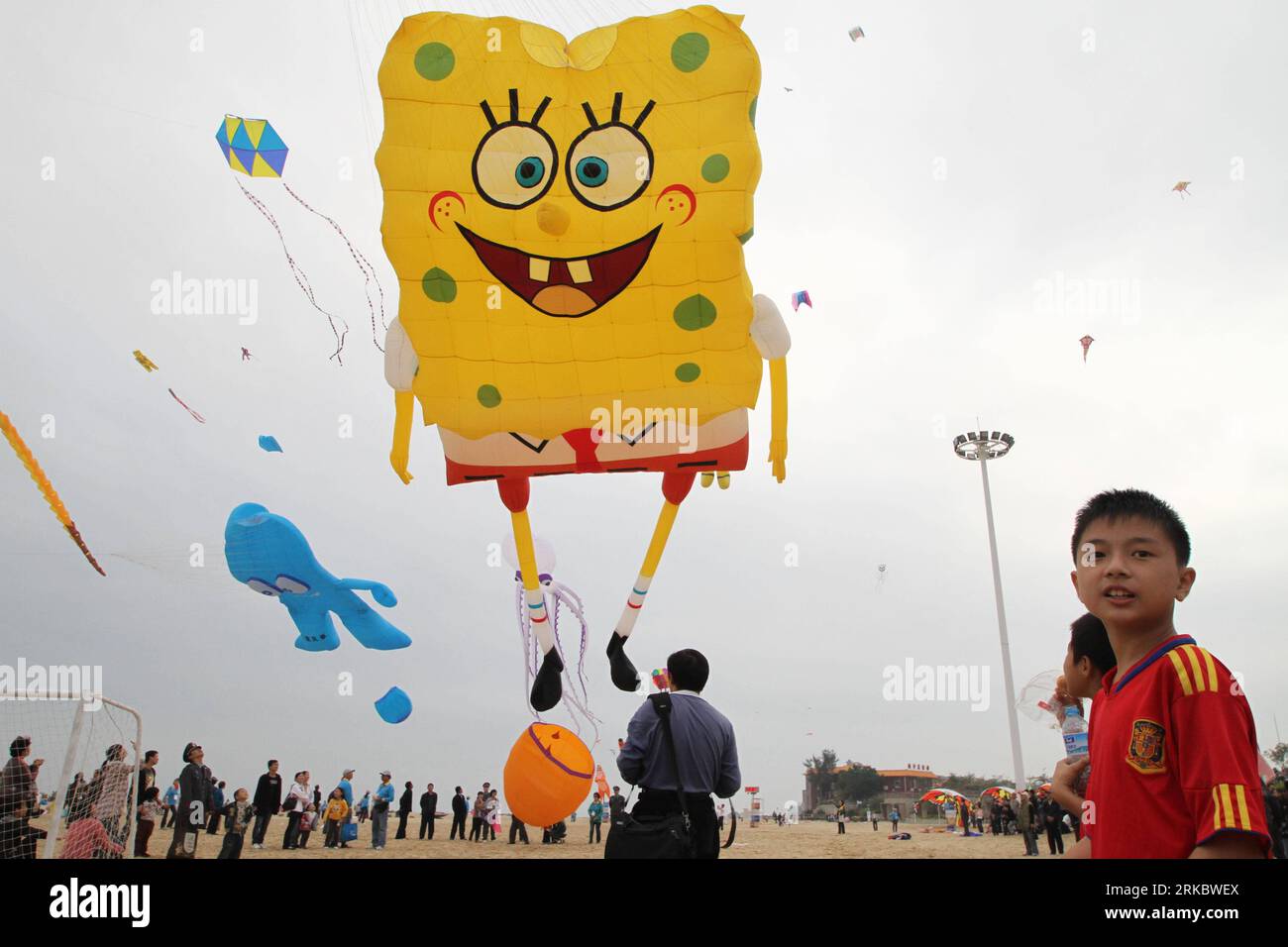 Spongebob 2010 hi-res stock photography and images - Alamy