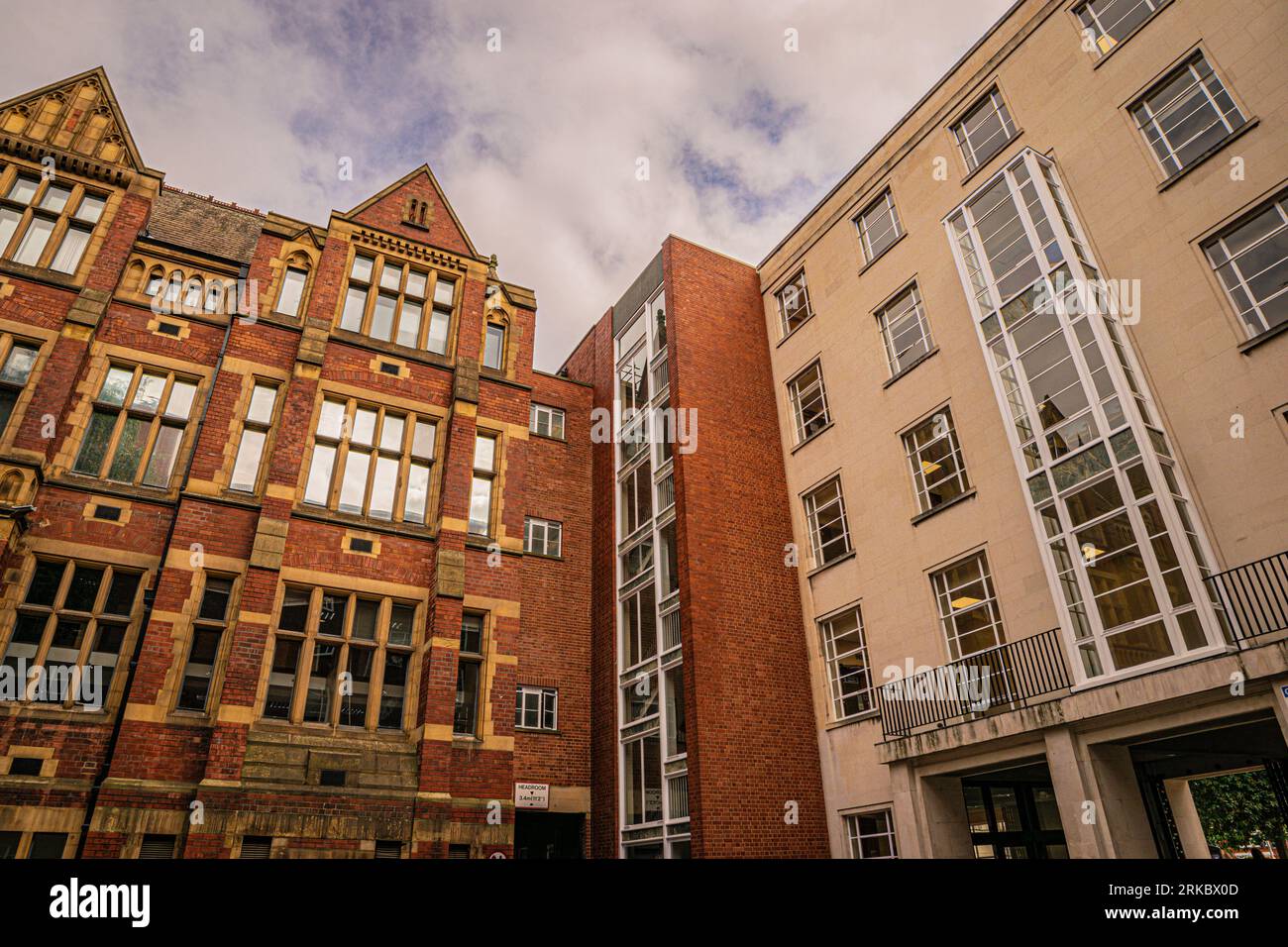 Great hall leeds university yorkshire hi-res stock photography and ...