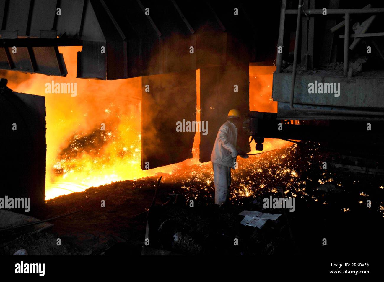 Shougang steel works hi-res stock photography and images - Alamy