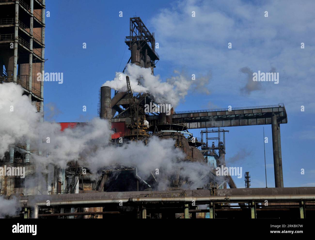 Chinese factories developed hi-res stock photography and images - Alamy