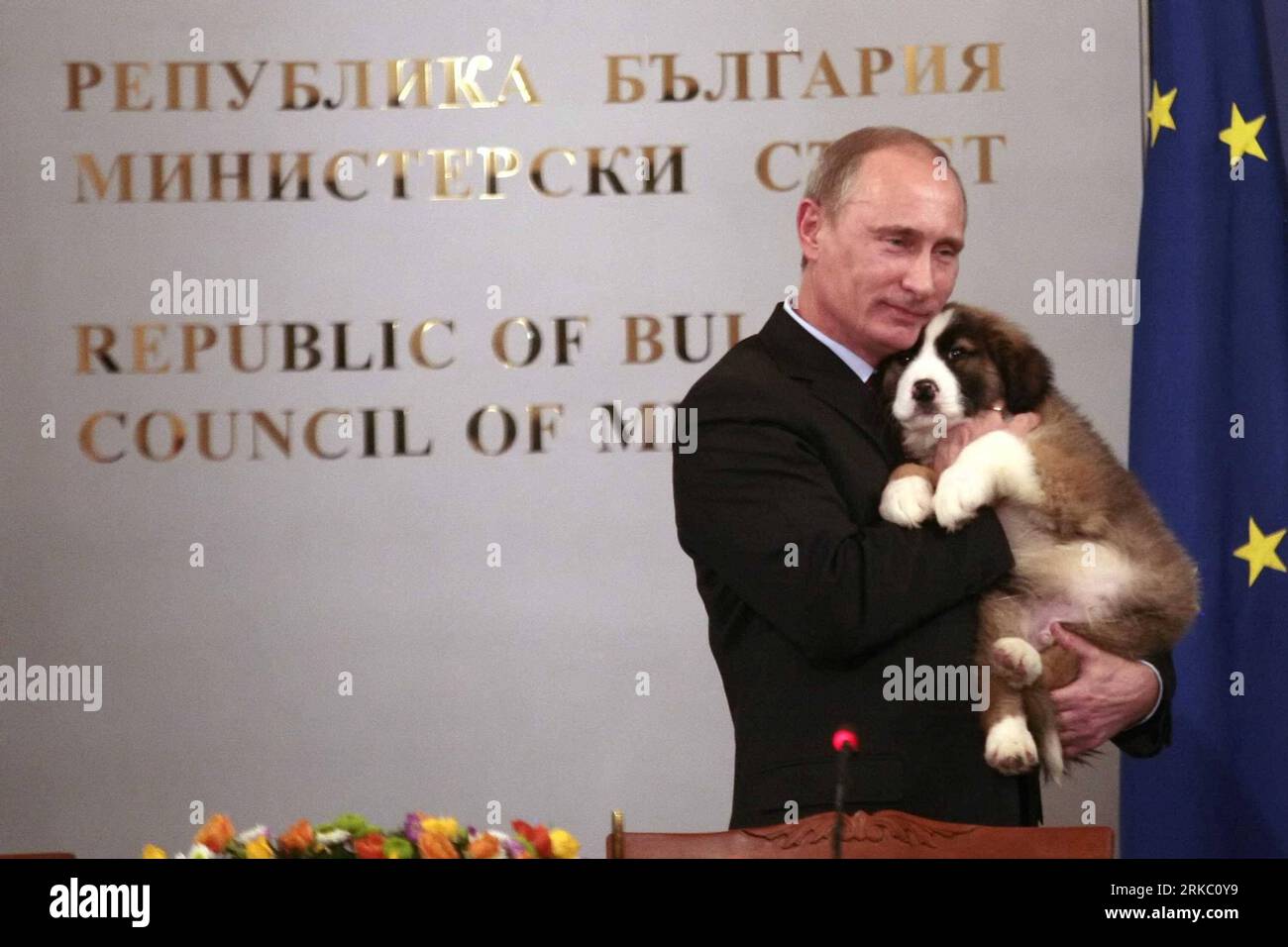 Russian prime minister vladimir putin hi-res stock photography and ...