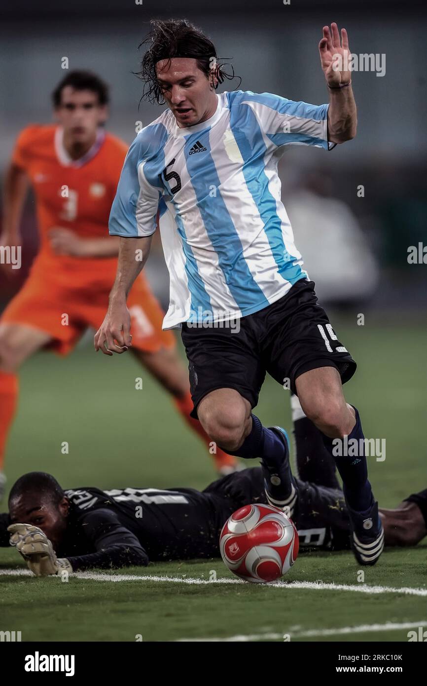 Lionel messi argentina goal hi-res stock photography and images - Alamy