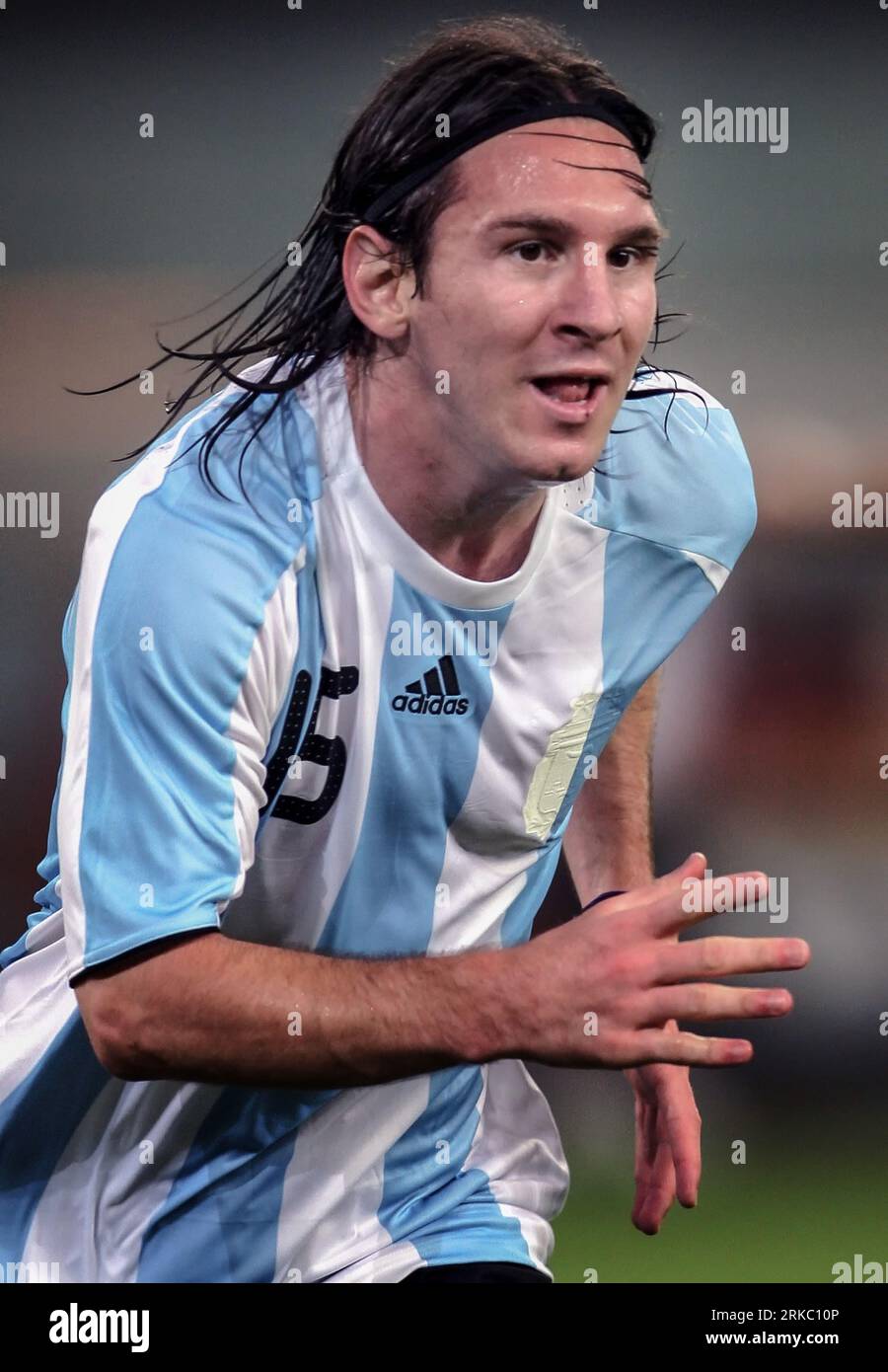 Lionel messi 2008 olympic soccer hi-res stock photography and images ...