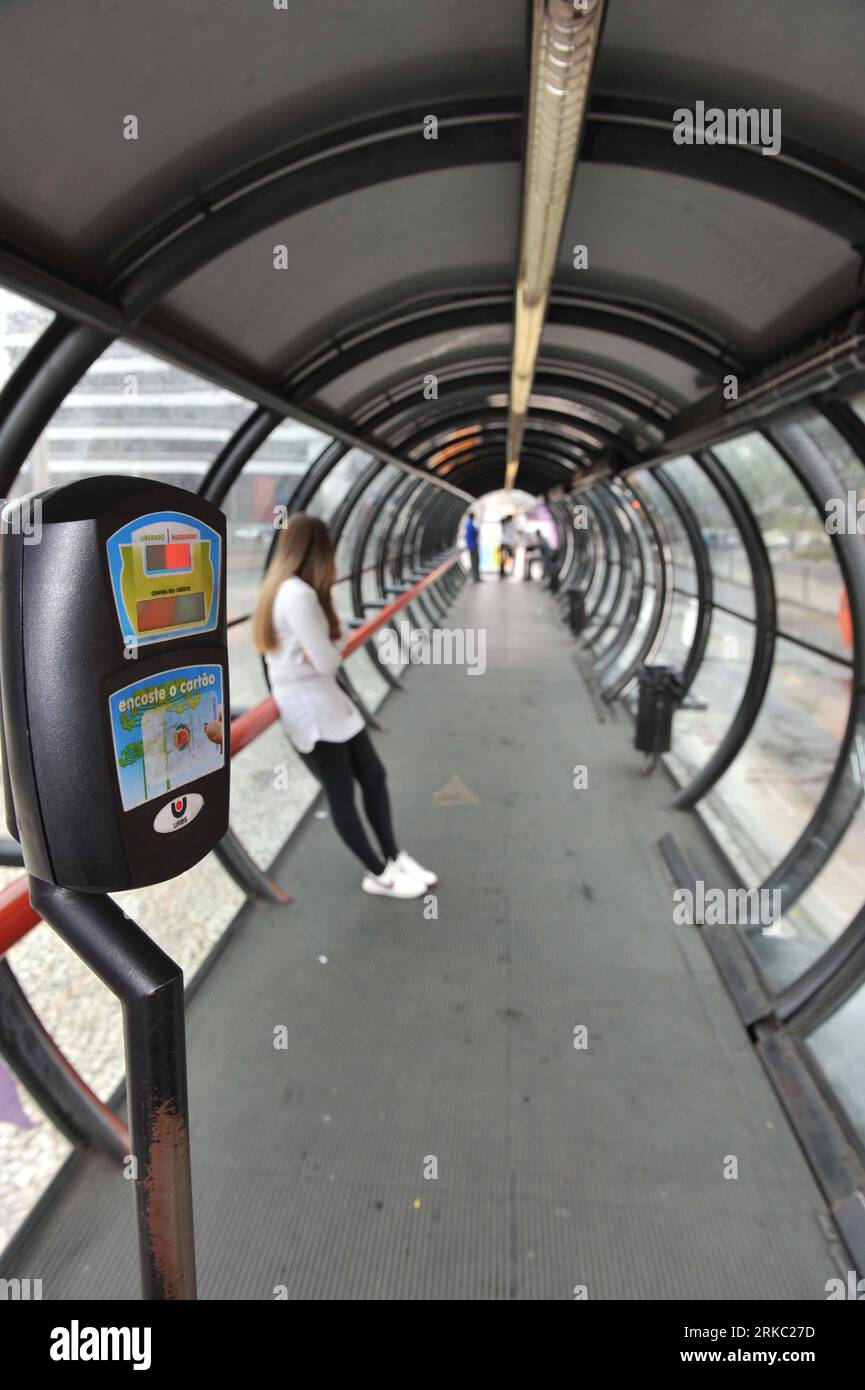 Bus rapid transit brazil hi-res stock photography and images - Alamy