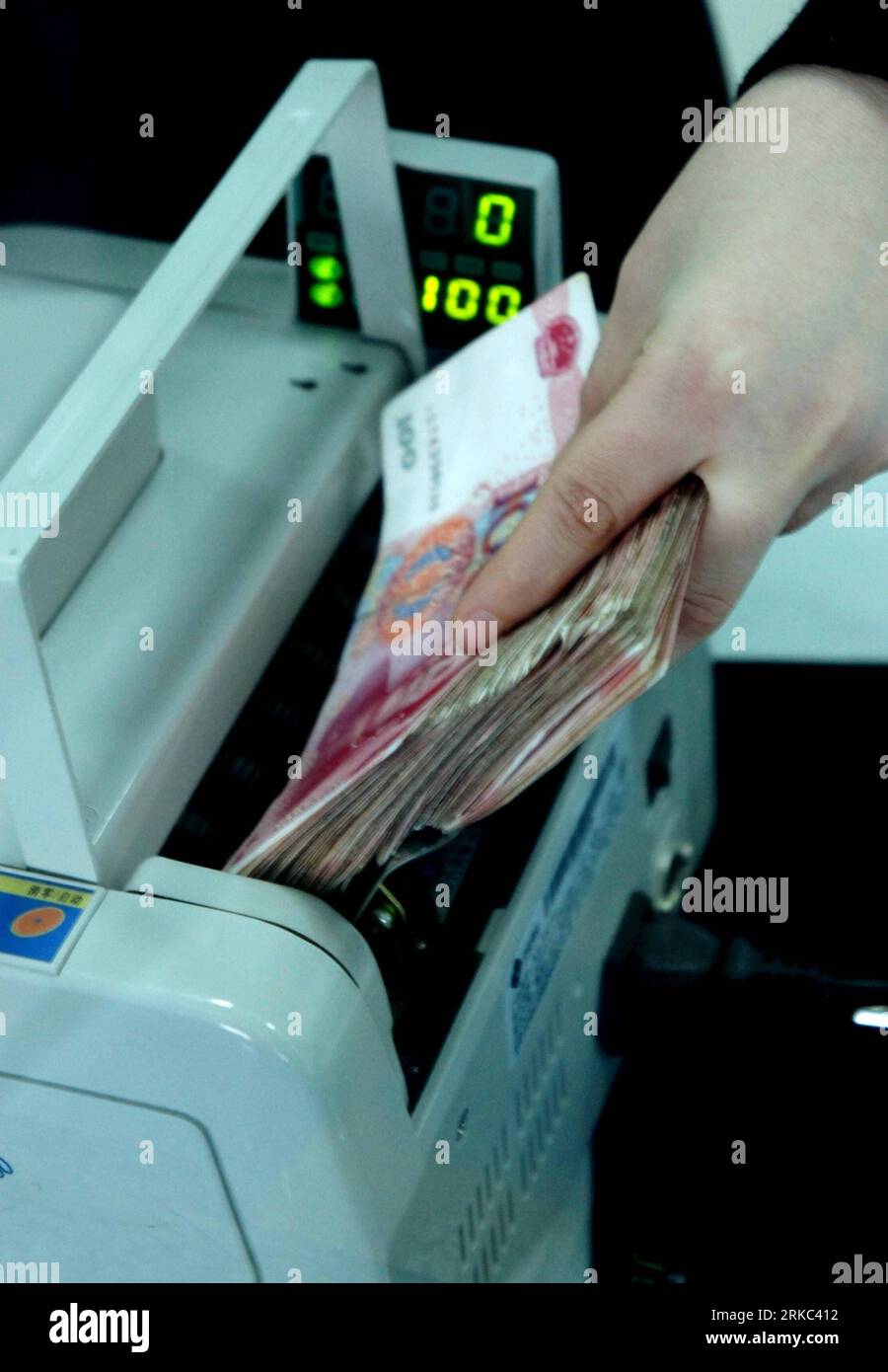 The fifth set of rmb hi-res stock photography and images - Alamy